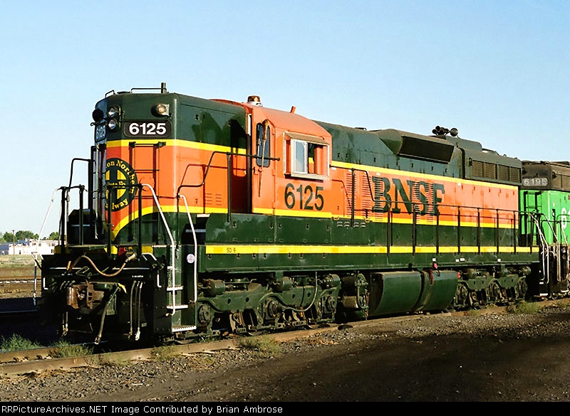 BNSF 6125